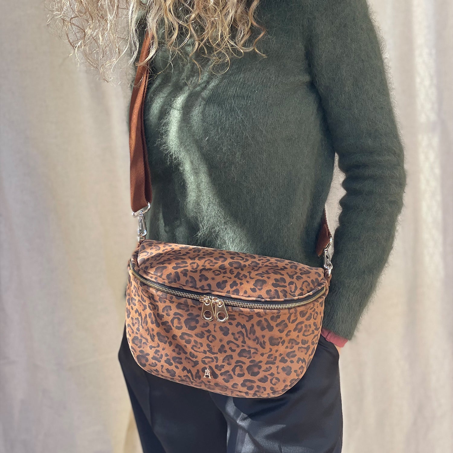 Craie Studio | Audacious leather goods | Artists in Love