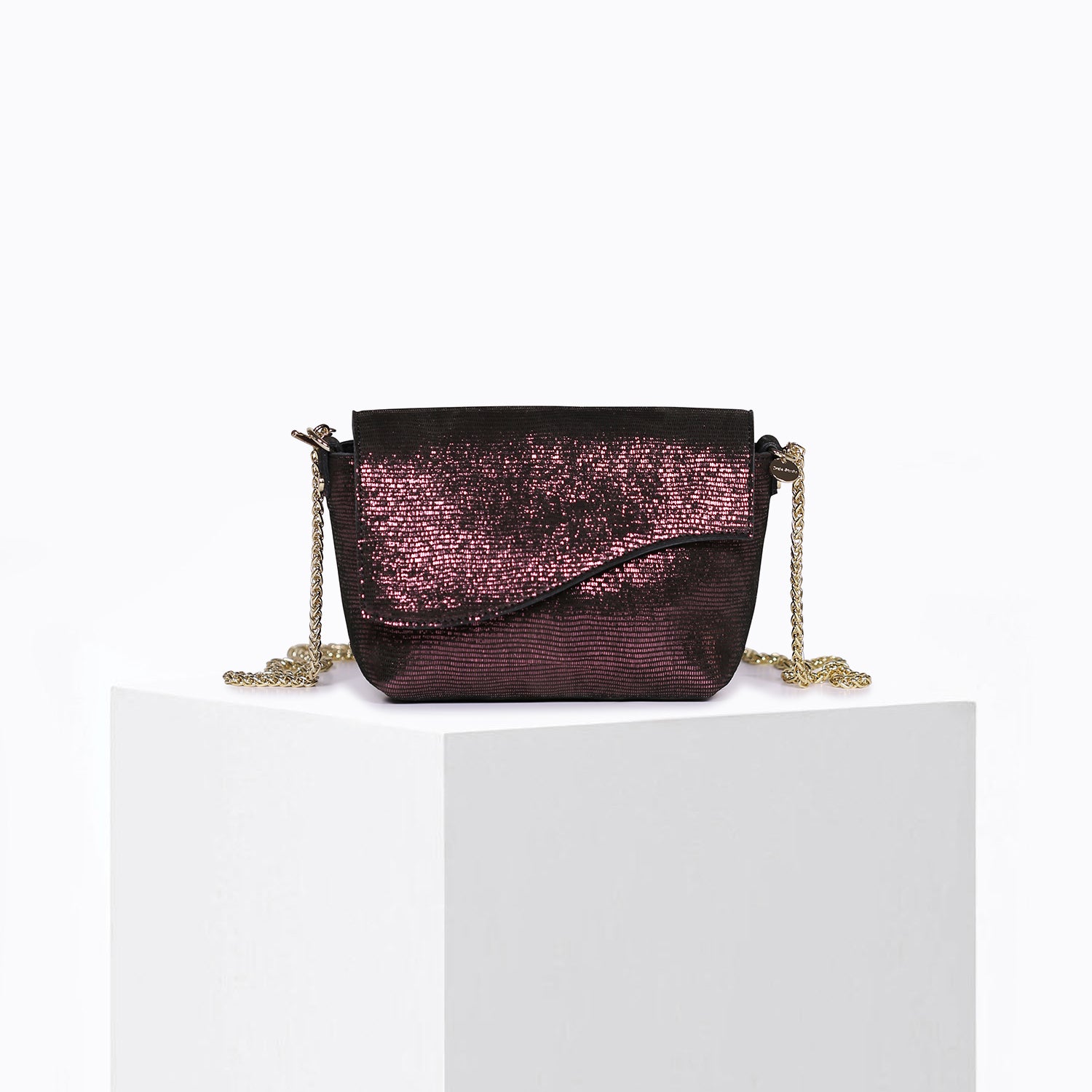 Craie Studio | Audacious leather goods | Artists in Love